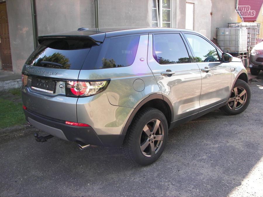 Zaļš Land Rover Discovery Sport 2015 Marijampole, ar dzinēja tilpumu 2.20 L un nobraukumu 137 tūkst. km par 12850 €, foto 7 vietnē AUTOMOTO.COM.LV