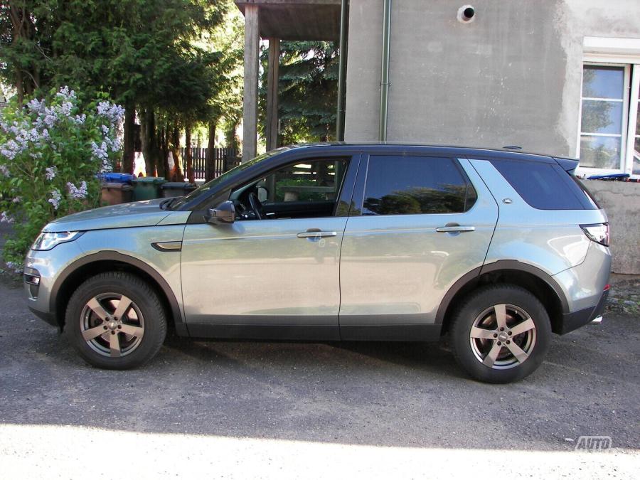 Zaļš Land Rover Discovery Sport 2015 Marijampole, ar dzinēja tilpumu 2.20 L un nobraukumu 137 tūkst. km par 12850 €, foto 8 vietnē AUTOMOTO.COM.LV
