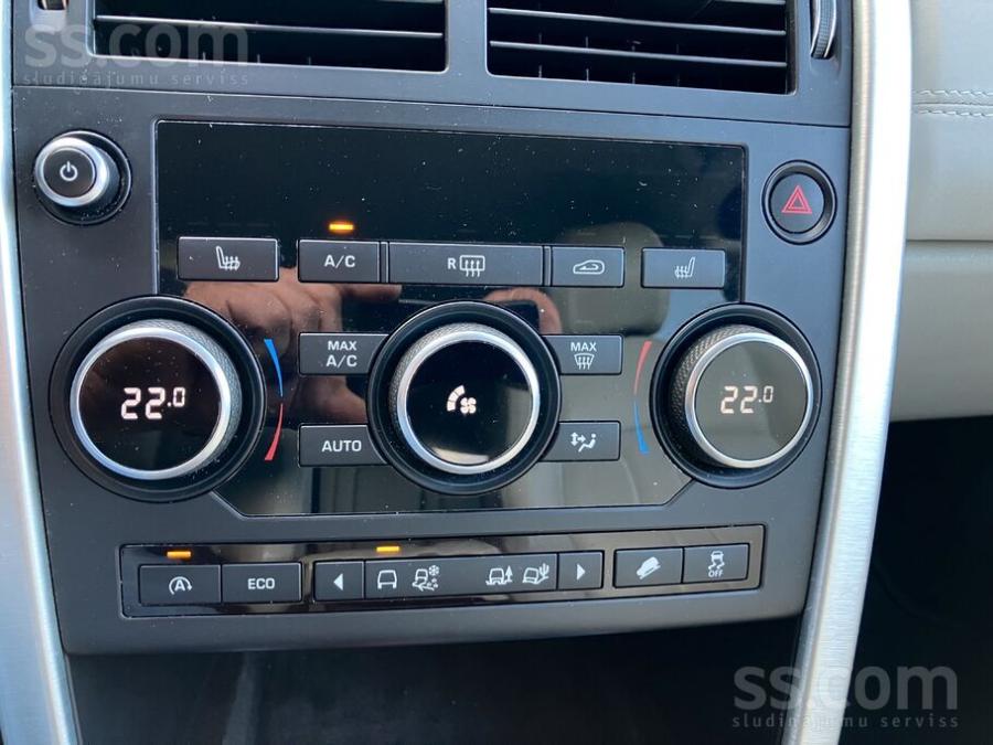 Zaļš Land Rover Discovery Sport 2015 Talsi, ar dzinēja tilpumu 2.20 L un nobraukumu 213 tūkst. km par 13500 €, foto 13 vietnē AUTOMOTO.COM.LV