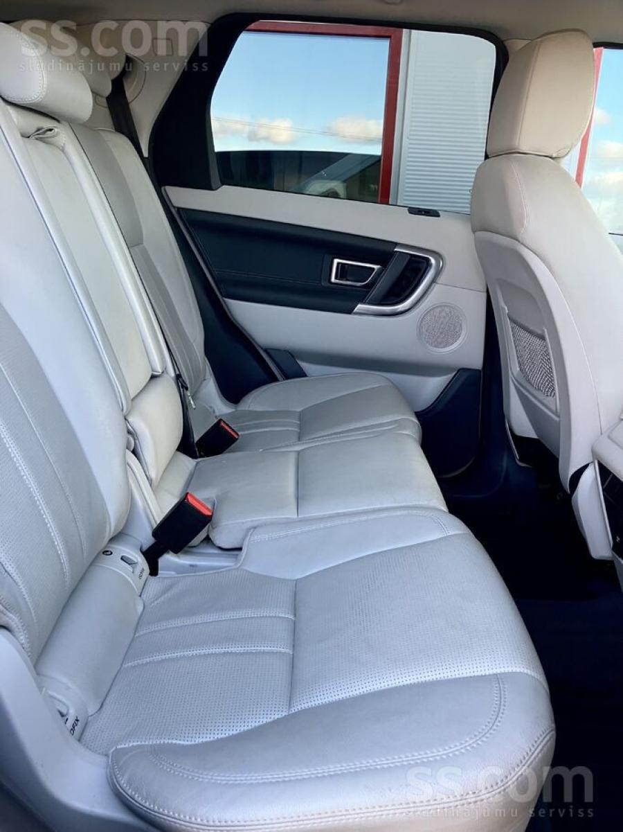 Zaļš Land Rover Discovery Sport 2015 Talsi, ar dzinēja tilpumu 2.20 L un nobraukumu 213 tūkst. km par 13500 €, foto 23 vietnē AUTOMOTO.COM.LV