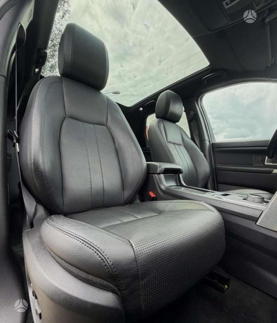 Zaļš Land Rover Discovery Sport 2015 Šauļi, ar dzinēja tilpumu 2.18 L un nobraukumu 191 tūkst. km par 14550 €, foto 26 vietnē AUTOMOTO.COM.LV