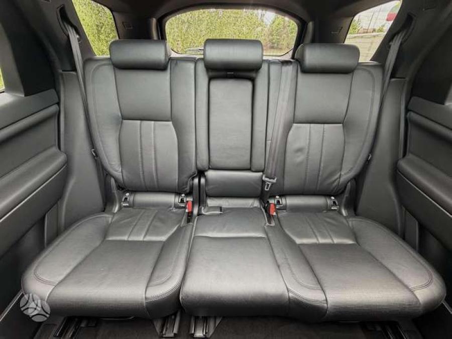 Zaļš Land Rover Discovery Sport 2015 Šauļi, ar dzinēja tilpumu 2.18 L un nobraukumu 191 tūkst. km par 14550 €, foto 30 vietnē AUTOMOTO.COM.LV