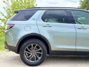 Green Land Rover Discovery Sport 2015 in Siauliai, with an engine capacity of 2.18 L and mileage of 191 thousand km for 14550 €, photo 10 on AUTOMOTO.COM.LV