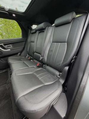 Green Land Rover Discovery Sport 2015 in Siauliai, with an engine capacity of 2.18 L and mileage of 191 thousand km for 14550 €, photo 29 on AUTOMOTO.COM.LV