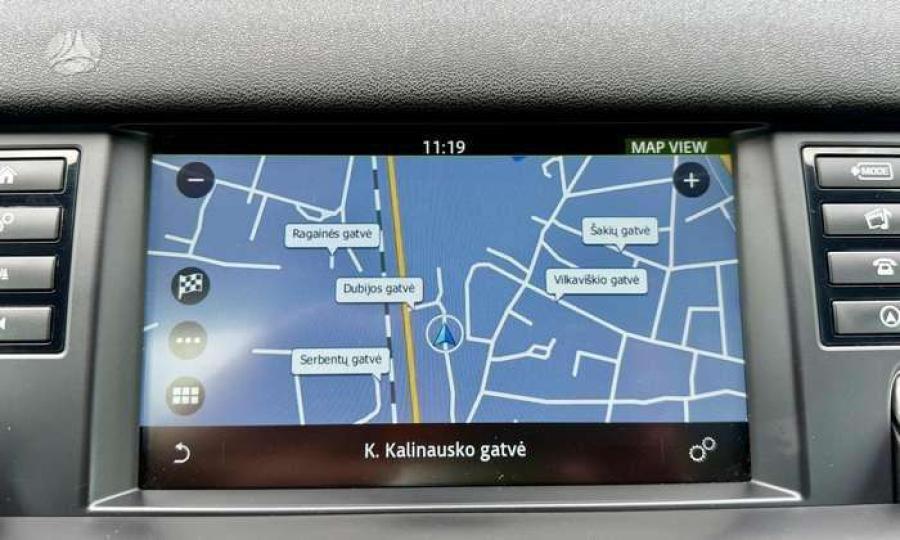 Green Land Rover Discovery Sport 2015 in Siauliai, with an engine capacity of 2.18 L and mileage of 191 thousand km for 14550 €, photo 35 on AUTOMOTO.COM.LV