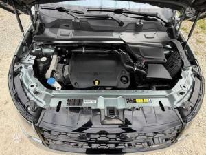 Green Land Rover Discovery Sport 2015 in Siauliai, with an engine capacity of 2.18 L and mileage of 191 thousand km for 14550 €, photo 41 on AUTOMOTO.COM.LV