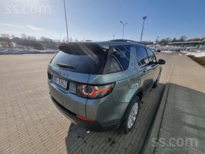 Zaļš Land Rover Discovery Sport 2016 Rēzekne, ar dzinēja tilpumu 2.00 L un nobraukumu 227 tūkst. km par 11500 €, foto 6 vietnē AUTOMOTO.COM.LV