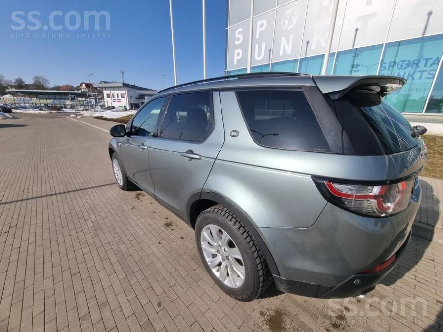 Zaļš Land Rover Discovery Sport 2016 Rēzekne, ar dzinēja tilpumu 2.00 L un nobraukumu 227 tūkst. km par 11500 €, foto 8 vietnē AUTOMOTO.COM.LV