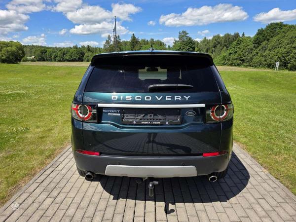 Green Land Rover Discovery Sport 2016 in Telschi, with an engine capacity of 2.00 L and mileage of 201 thousand km for 10900 €, photo 6 on AUTOMOTO.COM.LV