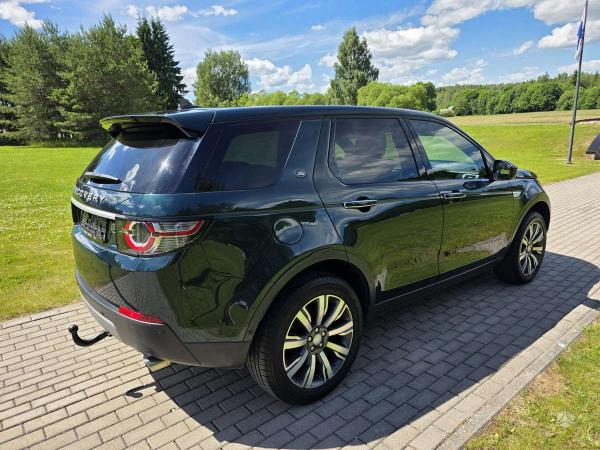 Green Land Rover Discovery Sport 2016 in Telschi, with an engine capacity of 2.00 L and mileage of 201 thousand km for 10900 €, photo 10 on AUTOMOTO.COM.LV