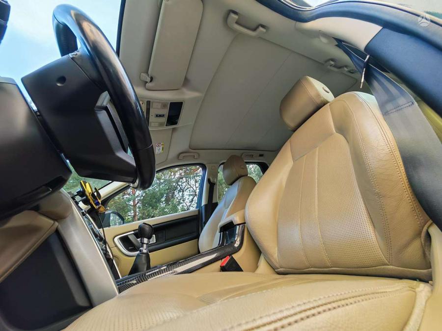 Zaļš Land Rover Discovery Sport 2016 Viļņa, ar dzinēja tilpumu 2.00 L un nobraukumu 136 tūkst. km par 11800 €, foto 45 vietnē AUTOMOTO.COM.LV