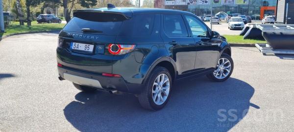 Zaļš Land Rover Discovery Sport 2017 Cēsis, ar dzinēja tilpumu 2.00 L un nobraukumu 209 tūkst. km par 12650 €, foto 5 vietnē AUTOMOTO.COM.LV