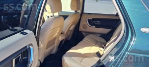 Zaļš Land Rover Discovery Sport 2017 Cēsis, ar dzinēja tilpumu 2.00 L un nobraukumu 209 tūkst. km par 12650 €, foto 9 vietnē AUTOMOTO.COM.LV