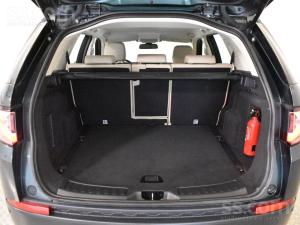 Zaļš Land Rover Discovery Sport 2017 Cēsis, ar dzinēja tilpumu 2.00 L un nobraukumu 209 tūkst. km par 12650 €, foto 24 vietnē AUTOMOTO.COM.LV