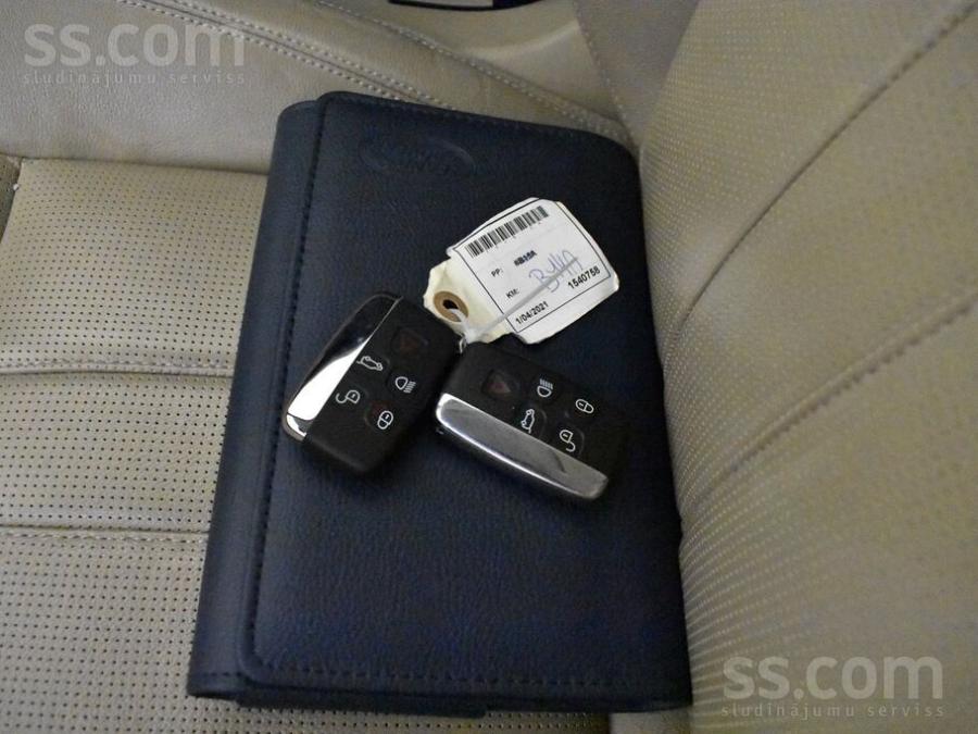 Zaļš Land Rover Discovery Sport 2017 Cēsis, ar dzinēja tilpumu 2.00 L un nobraukumu 209 tūkst. km par 12650 €, foto 26 vietnē AUTOMOTO.COM.LV