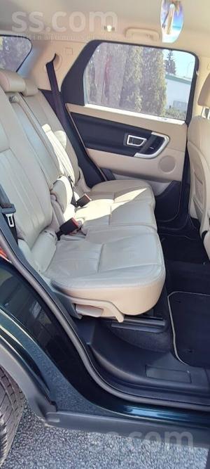 Zaļš Land Rover Discovery Sport 2017 Cēsis, ar dzinēja tilpumu 2.00 L un nobraukumu 209 tūkst. km par 12650 €, foto 27 vietnē AUTOMOTO.COM.LV