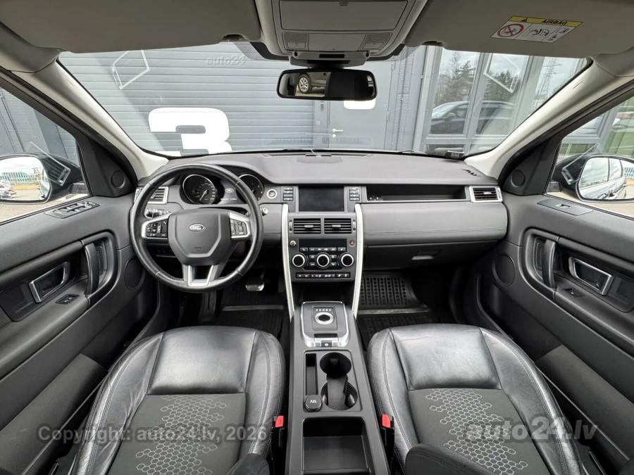 Zaļš Land Rover Discovery Sport 2016 Tallina, ar dzinēja tilpumu 2.00 L un nobraukumu 171 tūkst. km par 13995 €, foto 16 vietnē AUTOMOTO.COM.LV