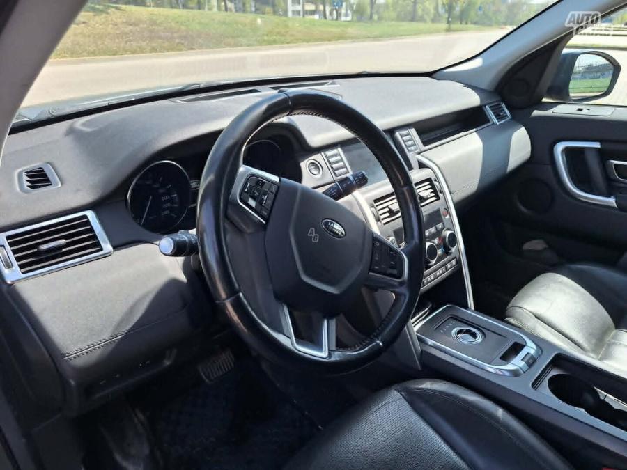 Pelēks Land Rover Discovery Sport 2015 Jonava, ar dzinēja tilpumu 2.20 L un nobraukumu 403 tūkst. km par 6700 €, foto 8 vietnē AUTOMOTO.COM.LV