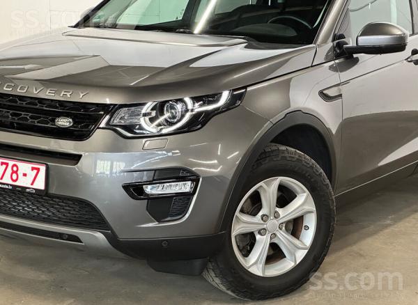 Grey Land Rover Discovery Sport 2015 in Jurmala, with an engine capacity of 2.20 L and mileage of 222 thousand km for 12950 €, photo 2 on AUTOMOTO.COM.LV