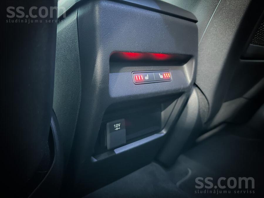 Grey Land Rover Discovery Sport 2015 in Jurmala, with an engine capacity of 2.20 L and mileage of 222 thousand km for 12950 €, photo 27 on AUTOMOTO.COM.LV