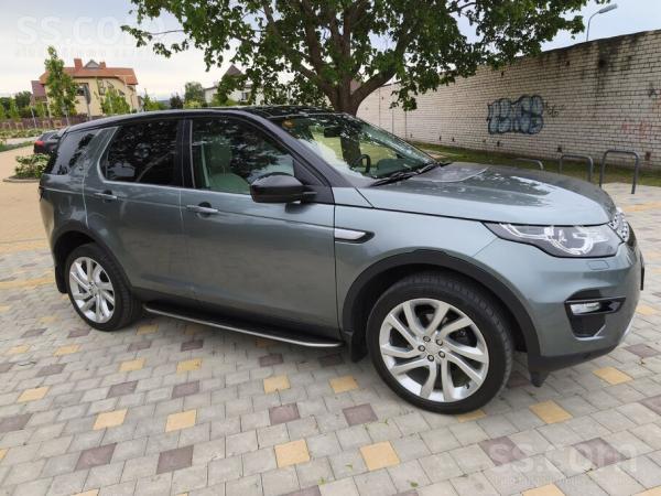 Grey Land Rover Discovery Sport 2015 in Riga, with an engine capacity of 2.20 L and mileage of 204 thousand km for 13000 €, photo 2 on AUTOMOTO.COM.LV