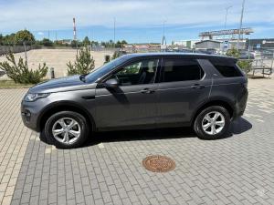 Pelēks Land Rover Discovery Sport 2015 Šauļi, ar dzinēja tilpumu 2.18 L un nobraukumu 198 tūkst. km par 11950 €, foto 3 vietnē AUTOMOTO.COM.LV