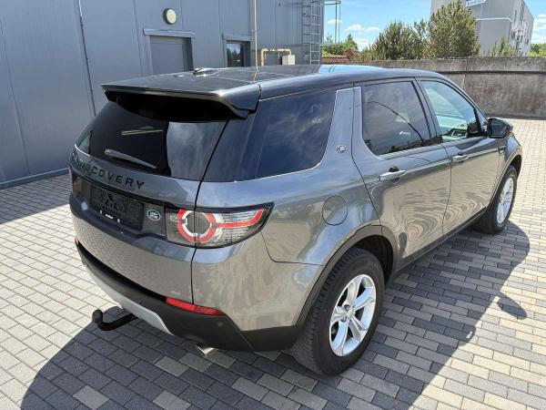 Pelēks Land Rover Discovery Sport 2015 Šauļi, ar dzinēja tilpumu 2.18 L un nobraukumu 198 tūkst. km par 11950 €, foto 4 vietnē AUTOMOTO.COM.LV