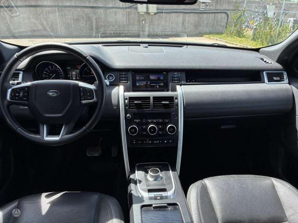 Pelēks Land Rover Discovery Sport 2015 Šauļi, ar dzinēja tilpumu 2.18 L un nobraukumu 198 tūkst. km par 11950 €, foto 10 vietnē AUTOMOTO.COM.LV