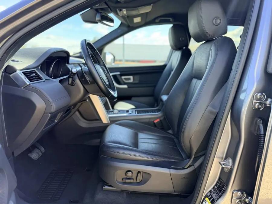 Серый Ленд Ровер Discovery Sport 2015 в Рига, объемом двигателя 2.20 л и пробегом 189 тыс. км за 13995 €, фото 14 на AUTOMOTO.COM.LV
