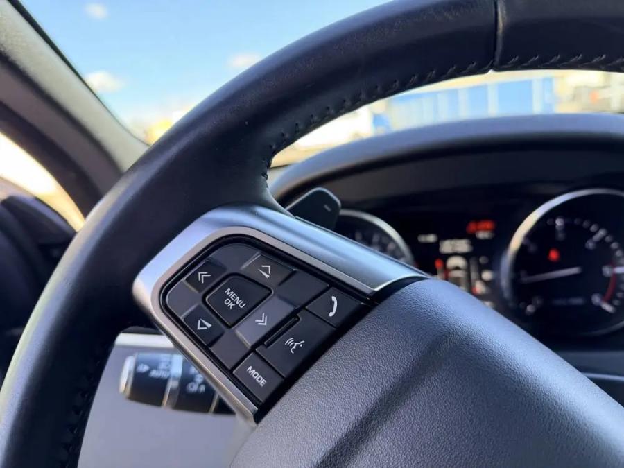 Серый Ленд Ровер Discovery Sport 2015 в Рига, объемом двигателя 2.20 л и пробегом 189 тыс. км за 13995 €, фото 19 на AUTOMOTO.COM.LV