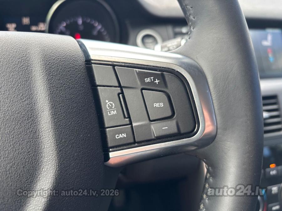 Grey Land Rover Discovery Sport 2015 in Paide, with an engine capacity of 2.20 L and mileage of 283 thousand km for 8490 €, photo 24 on AUTOMOTO.COM.LV