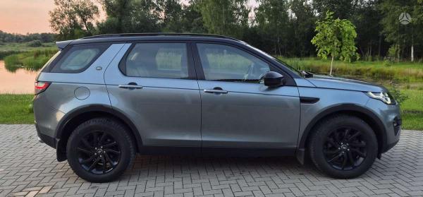 Pelēks Land Rover Discovery Sport 2015 Utena, ar dzinēja tilpumu 2.18 L un nobraukumu 244 tūkst. km par 10500 €, foto 10 vietnē AUTOMOTO.COM.LV