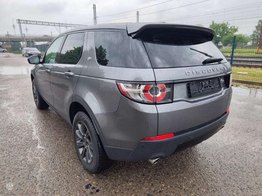 Серый Ленд Ровер Discovery Sport 2015 в Шяуляй, объемом двигателя 2.00 л и пробегом 132 тыс. км за 10700 €, фото 8 на AUTOMOTO.COM.LV