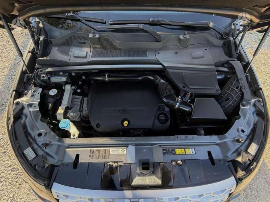 Pelēks Land Rover Discovery Sport 2015 Šauļi, ar dzinēja tilpumu 2.18 L un nobraukumu 213 tūkst. km par 14450 €, foto 91 vietnē AUTOMOTO.COM.LV