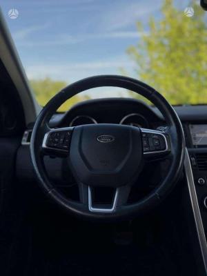 Pelēks Land Rover Discovery Sport 2015 Šauļi, ar dzinēja tilpumu 2.18 L un nobraukumu 213 tūkst. km par 14450 €, foto 42 vietnē AUTOMOTO.COM.LV