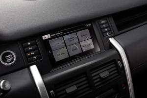 Pelēks Land Rover Discovery Sport 2015 Jelgava, ar dzinēja tilpumu 2.20 L un nobraukumu 157 tūkst. km par 13500 €, foto 22 vietnē AUTOMOTO.COM.LV