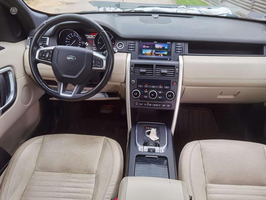 Grey Land Rover Discovery Sport 2015 in Kaunas, with an engine capacity of 2.18 L and mileage of 264 thousand km for 5200 €, photo 20 on AUTOMOTO.COM.LV