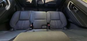 Pelēks Land Rover Discovery Sport 2015 Šauļi, ar dzinēja tilpumu 2.18 L un nobraukumu 213 tūkst. km par 14450 €, foto 42 vietnē AUTOMOTO.COM.LV