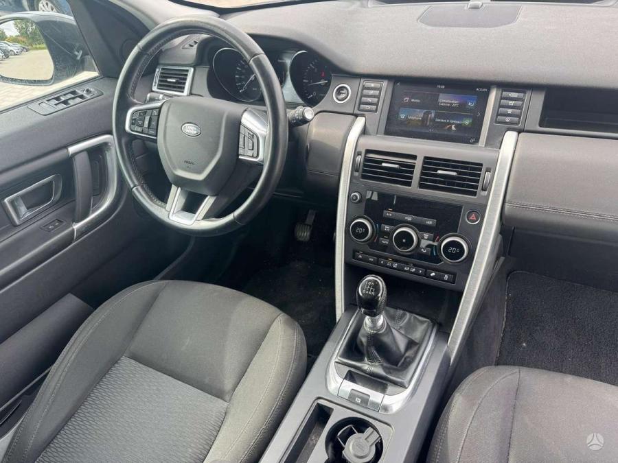 Pelēks Land Rover Discovery Sport 2015 Tauragė, ar dzinēja tilpumu 2.00 L un nobraukumu 212 tūkst. km par 7200 €, foto 11 vietnē AUTOMOTO.COM.LV