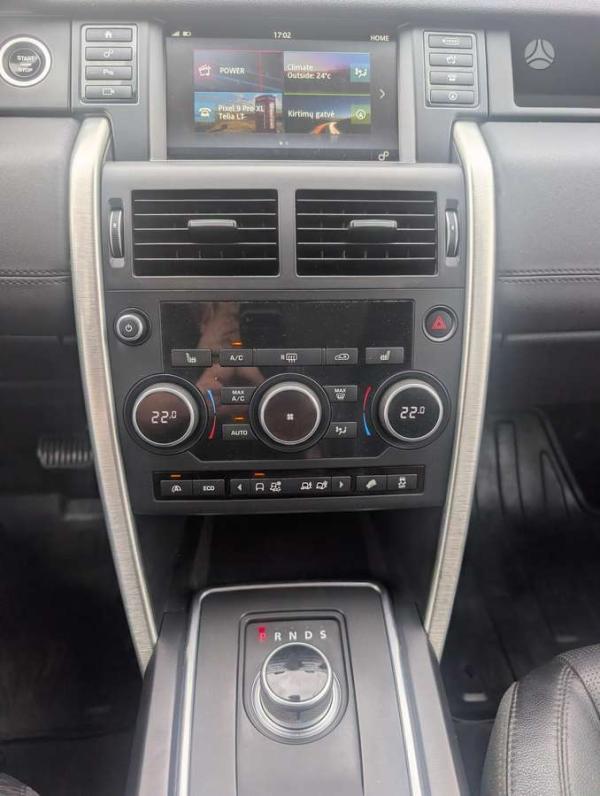 Pelēks Land Rover Discovery Sport 2015 Viļņa, ar dzinēja tilpumu 2.18 L un nobraukumu 196 tūkst. km par 11999 €, foto 6 vietnē AUTOMOTO.COM.LV