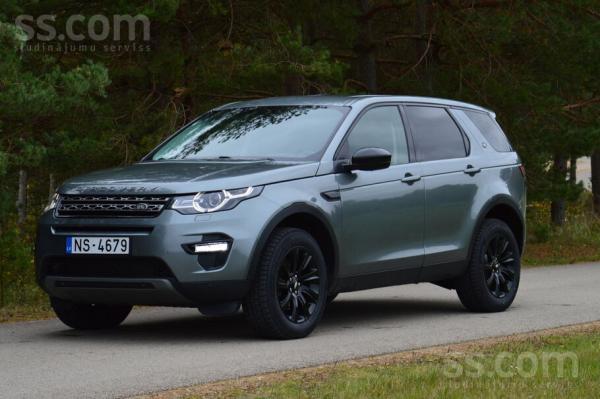 Land Rover Discovery Sport 2015 in Riga on AUTOMOTO.COM.LV Grey Land Rover Discovery Sport 2015 in Riga, with an engine capacity of 2.20 L and mileage of 190 thousand km for 11590 €, photo 1 on AUTOMOTO.COM.LV