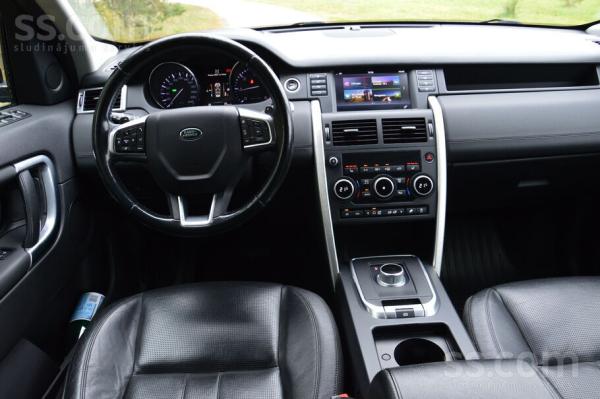 Land Rover Discovery Sport 2015 in Riga on AUTOMOTO.COM.LV Grey Land Rover Discovery Sport 2015 in Riga, with an engine capacity of 2.20 L and mileage of 190 thousand km for 11590 €, photo 11 on AUTOMOTO.COM.LV