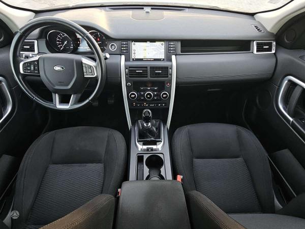 Pelēks Land Rover Discovery Sport 2015 Tauragė, ar dzinēja tilpumu 2.00 L un nobraukumu 212 tūkst. km par 6700 €, foto 8 vietnē AUTOMOTO.COM.LV