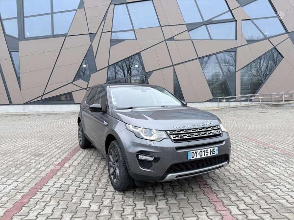 Pelēks Land Rover Discovery Sport 2016 Šauļi, ar dzinēja tilpumu 2.00 L un nobraukumu 155 tūkst. km par 11200 €, foto 1 vietnē AUTOMOTO.COM.LV