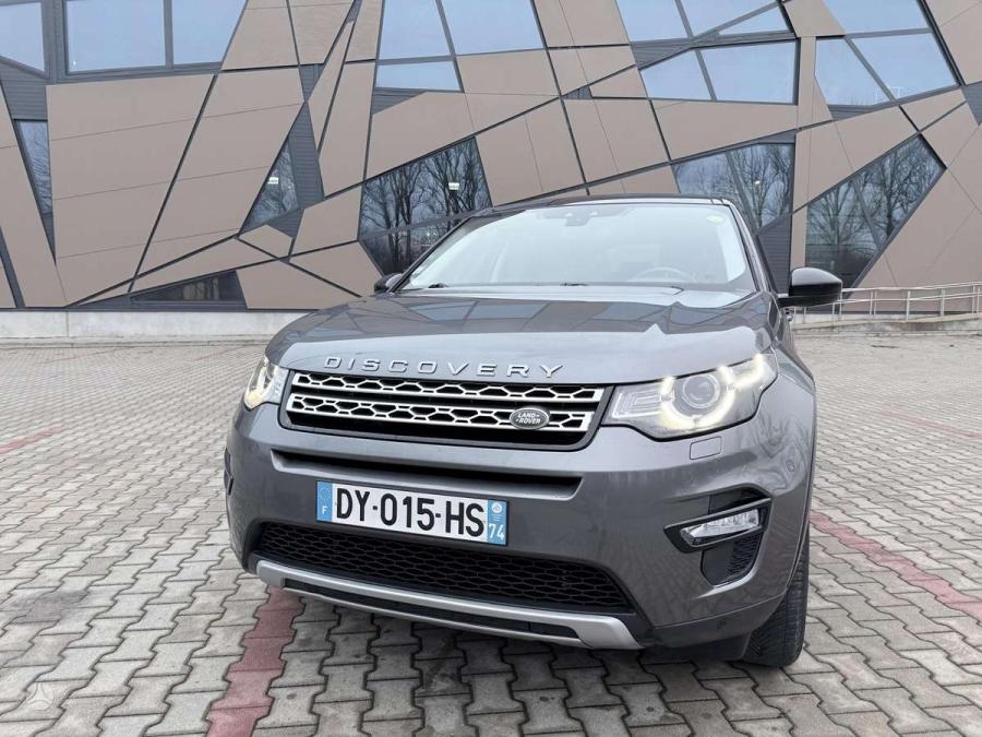 Pelēks Land Rover Discovery Sport 2016 Šauļi, ar dzinēja tilpumu 2.00 L un nobraukumu 155 tūkst. km par 11200 €, foto 8 vietnē AUTOMOTO.COM.LV