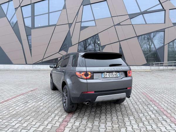 Pelēks Land Rover Discovery Sport 2016 Šauļi, ar dzinēja tilpumu 2.00 L un nobraukumu 155 tūkst. km par 11200 €, foto 10 vietnē AUTOMOTO.COM.LV