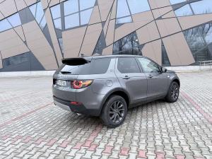 Pelēks Land Rover Discovery Sport 2016 Šauļi, ar dzinēja tilpumu 2.00 L un nobraukumu 155 tūkst. km par 11200 €, foto 18 vietnē AUTOMOTO.COM.LV