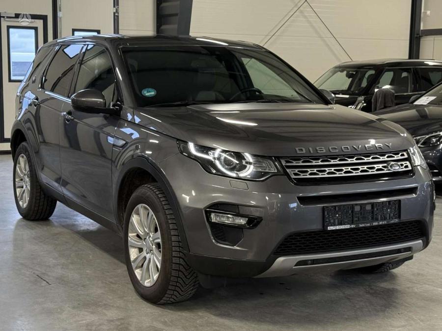 Grey Land Rover Discovery Sport 2016 in Marijampole, with an engine capacity of 2.00 L and mileage of 213 thousand km for 10500 €, photo 1 on AUTOMOTO.COM.LV