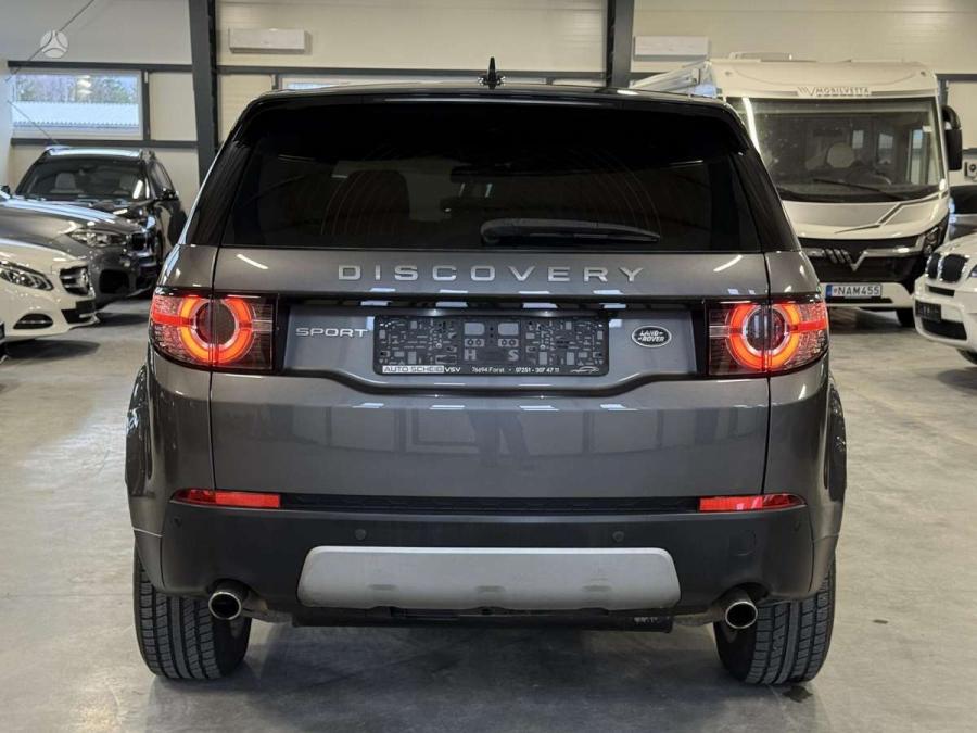 Grey Land Rover Discovery Sport 2016 in Marijampole, with an engine capacity of 2.00 L and mileage of 213 thousand km for 10500 €, photo 7 on AUTOMOTO.COM.LV