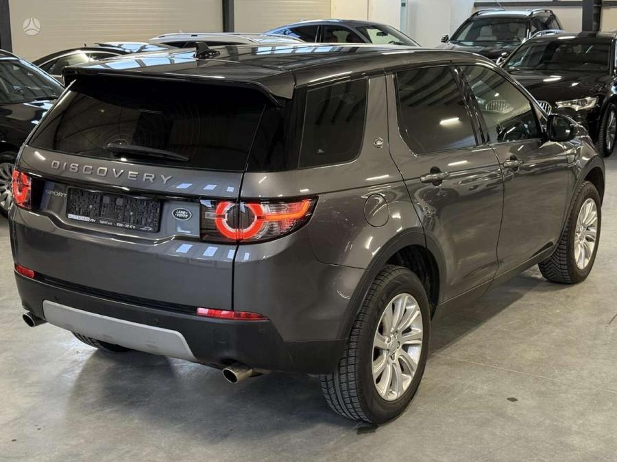 Grey Land Rover Discovery Sport 2016 in Marijampole, with an engine capacity of 2.00 L and mileage of 213 thousand km for 10500 €, photo 12 on AUTOMOTO.COM.LV
